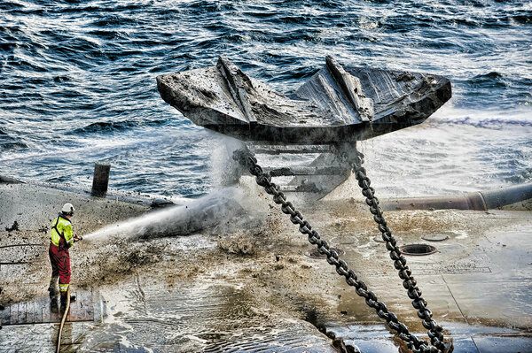 Celebrating the Olympic Zeus: A pioneer in AHTS hybrid… | Ulstein