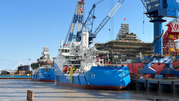 Keel laying ceremony for China’s first SOVs | Ulstein