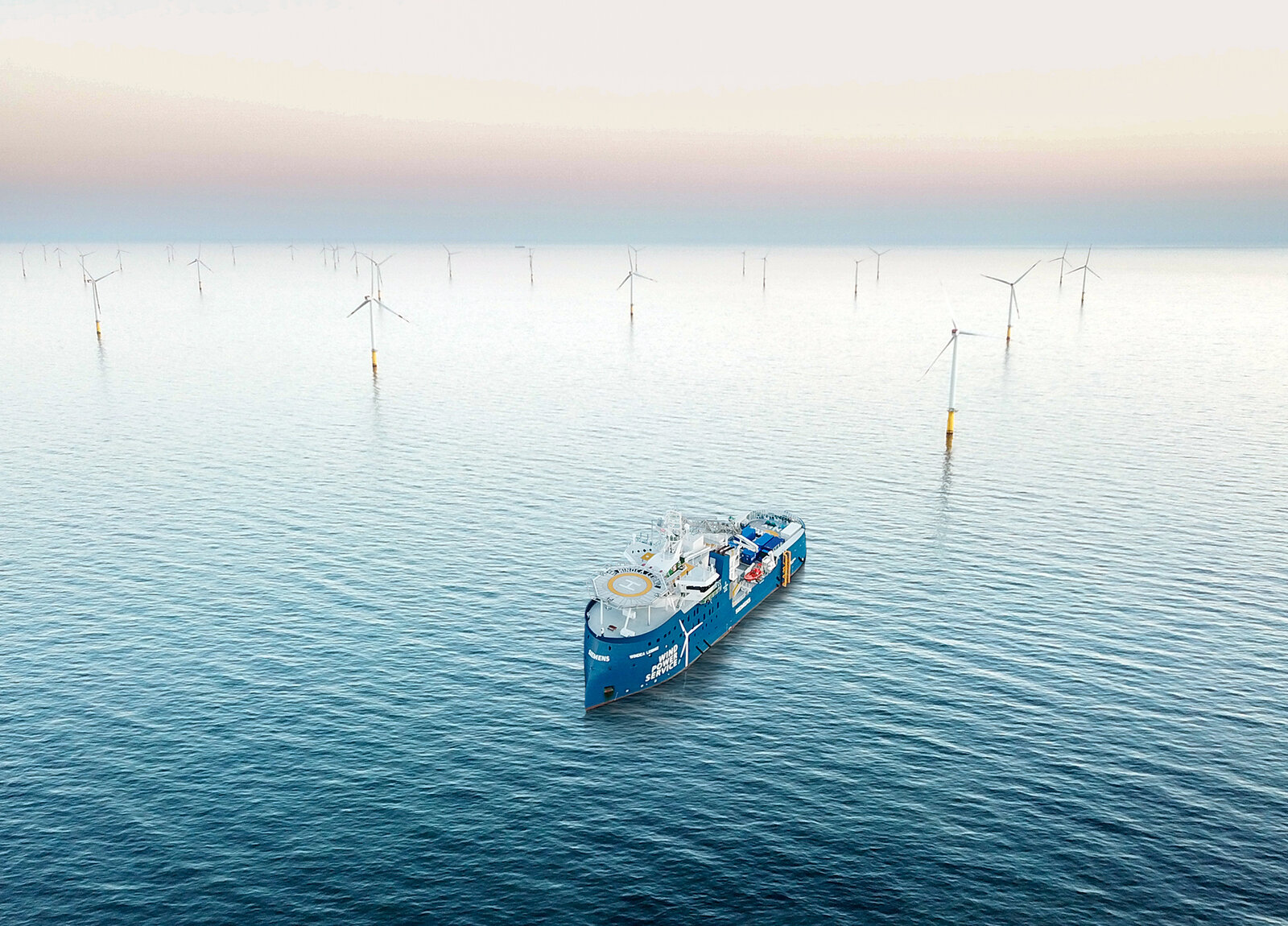 Service operation vessels (SOV/CSOV) for offshore wind | Ulstein