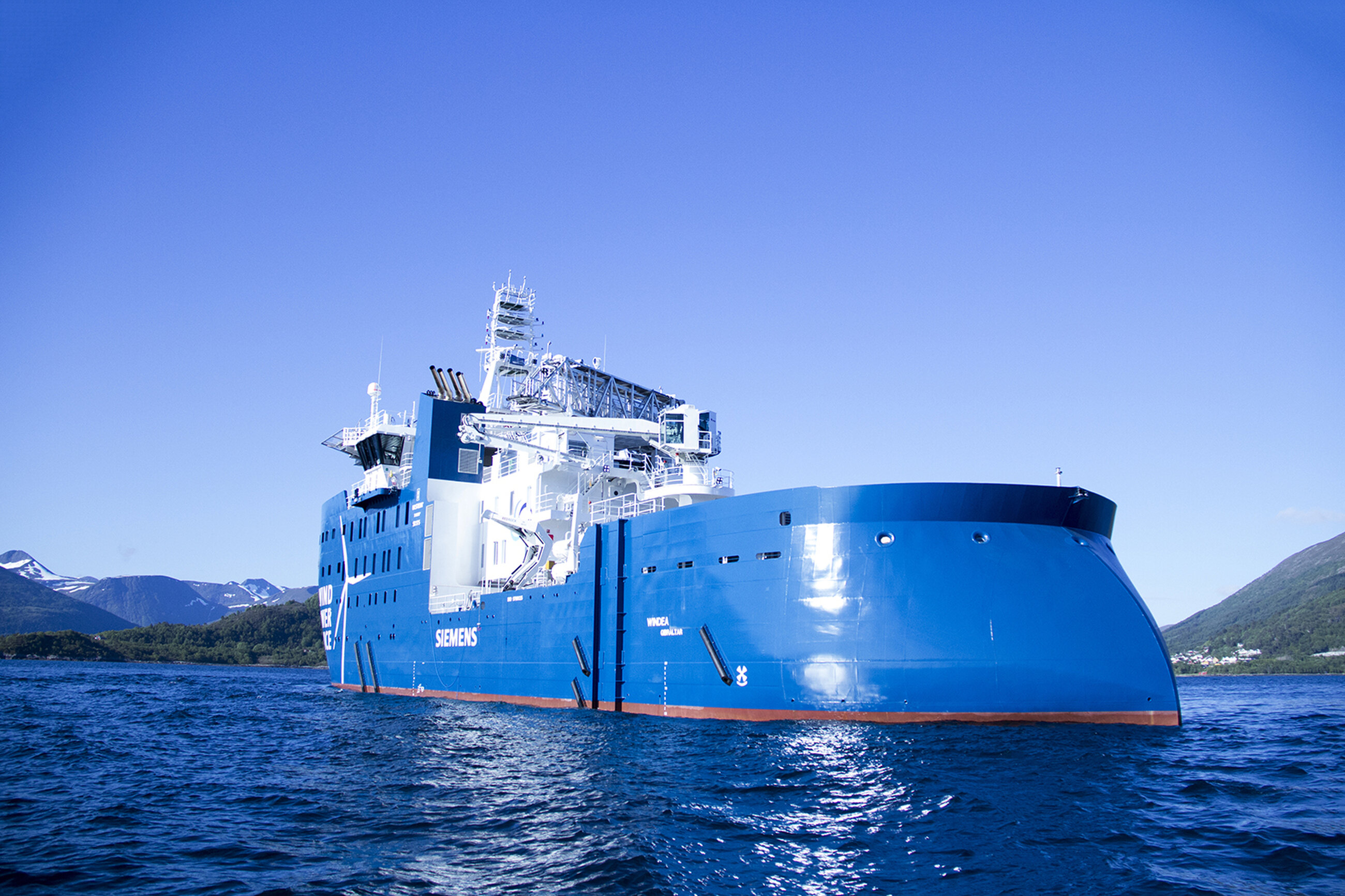 High-speed backing with the Windea La Cour | Ulstein