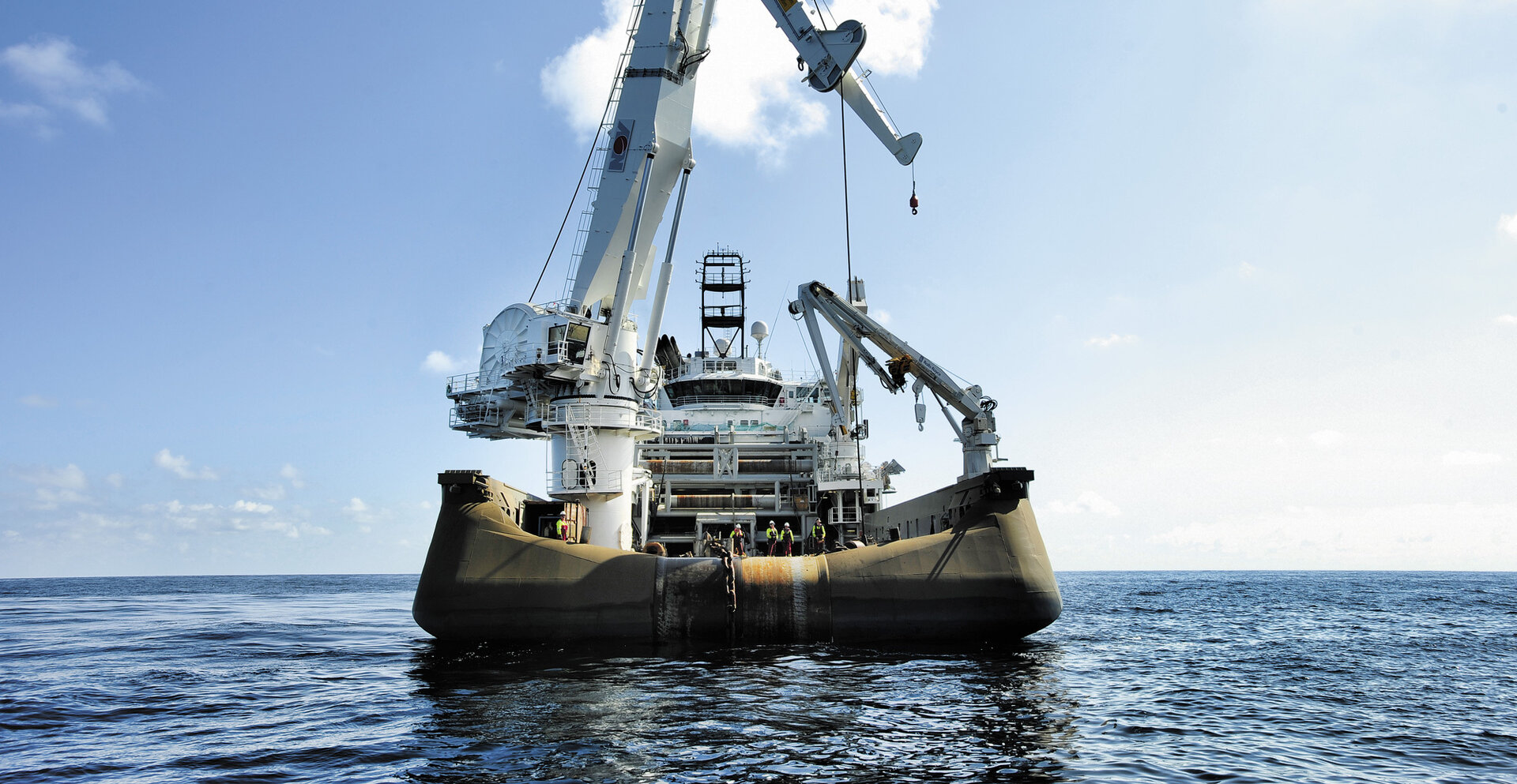 2011: Ulstein Hybrid Propulsion | Ulstein