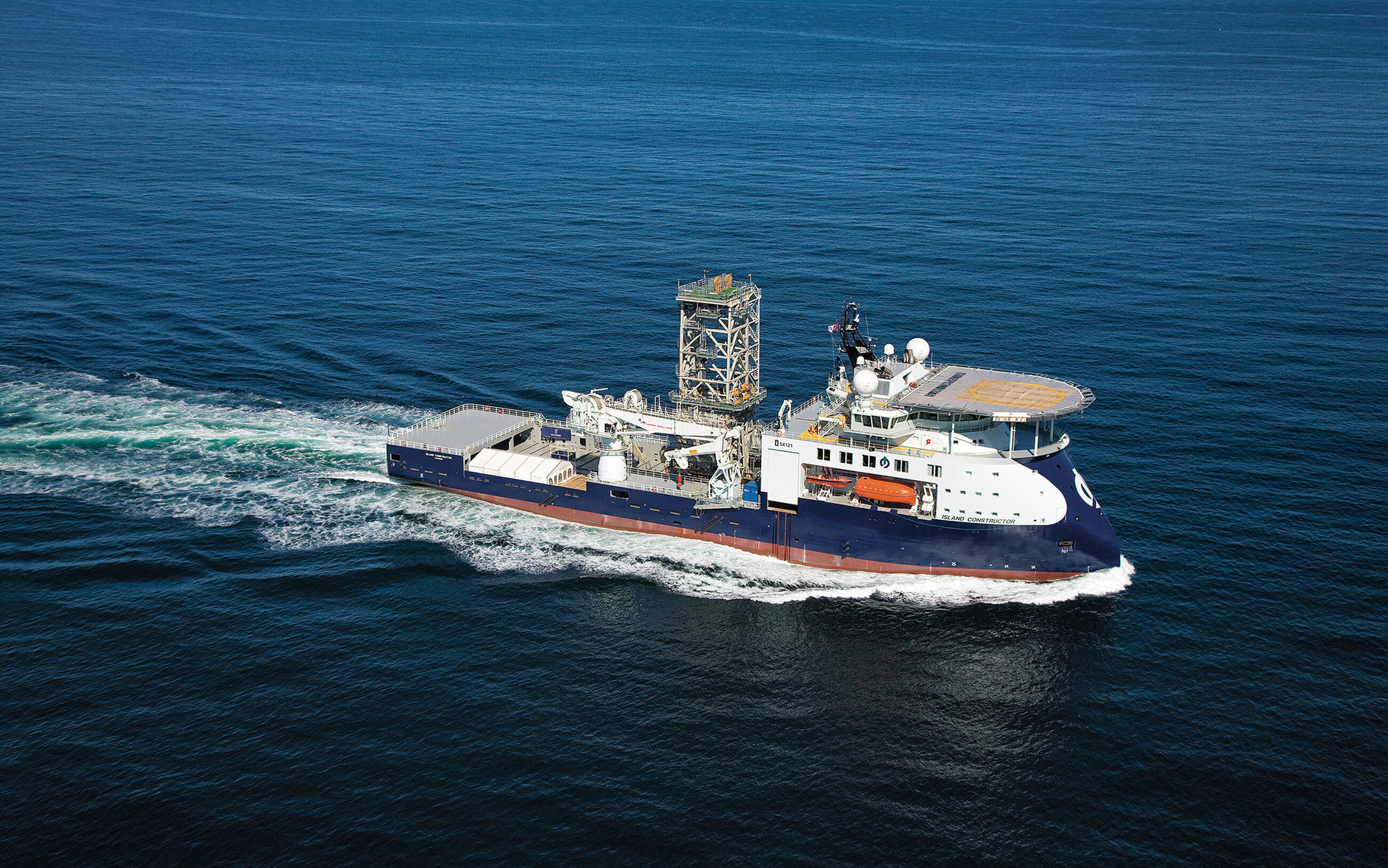 2008: Island Constructor - Ship of the Year | Ulstein