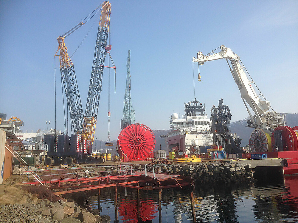 Ulstein | Mobilisation and demobilisation of equipment