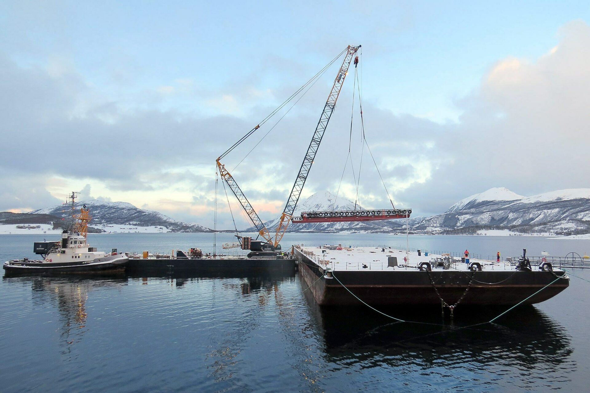 Demag CC2800-1 mobilkran | Ulstein