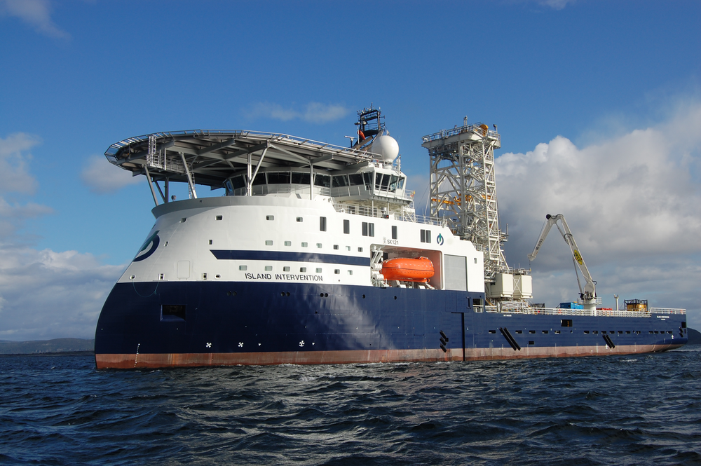 SX121 | Subsea vessel operations | X-BOW ship design | Ulstein