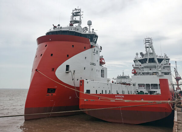 PX121 | Platform Supply Vessel / PSV | X-BOW ship design | Ulstein