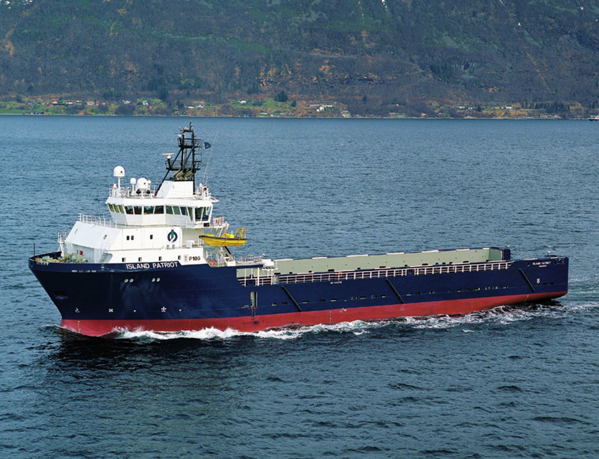 Platform Supply / PSV Portfolio | Ship design | Offshore… | Ulstein