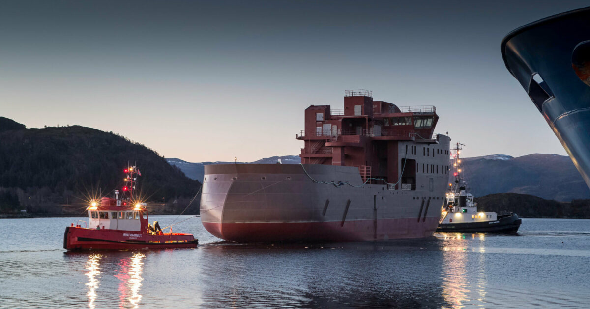 Arrival of first Service Operation Vessel | Ulstein