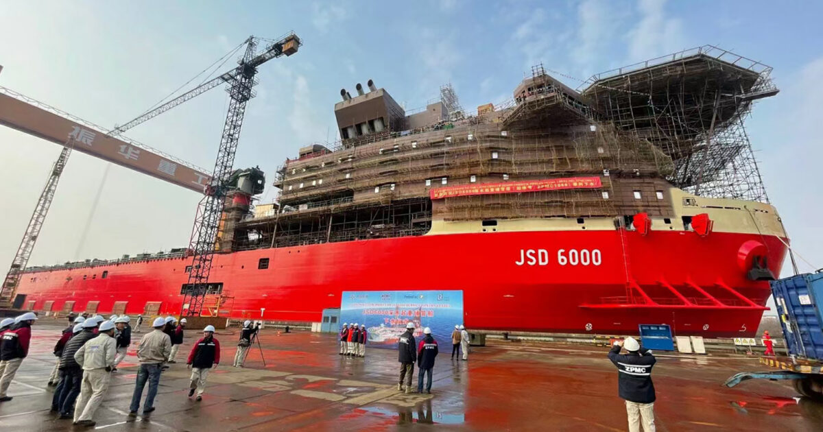 Launching of the JSD6000 heavylift vessel | Ulstein